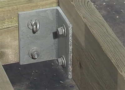 dock corner brackets - Richardson Docks